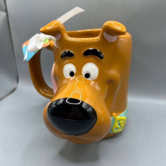 Rae Dunn | Dining | Rae Dunn Figural Scooby Doo 3d Mug Scooby Dog Brand ...